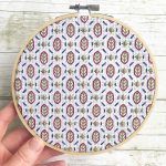 Los bordados geométricos de Jennifer Plott - Esto no es arte